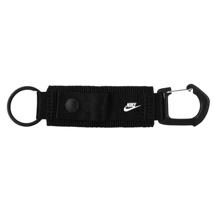 Nike Club Keyholder Black | Studio 88